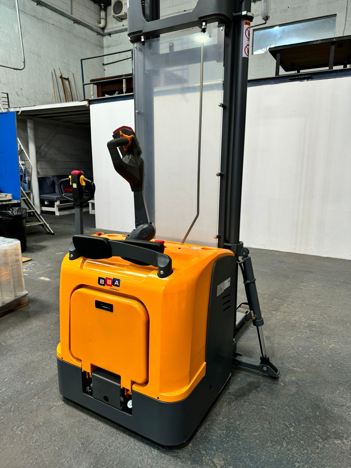 Empilhadeira Eletrica BDDK 20